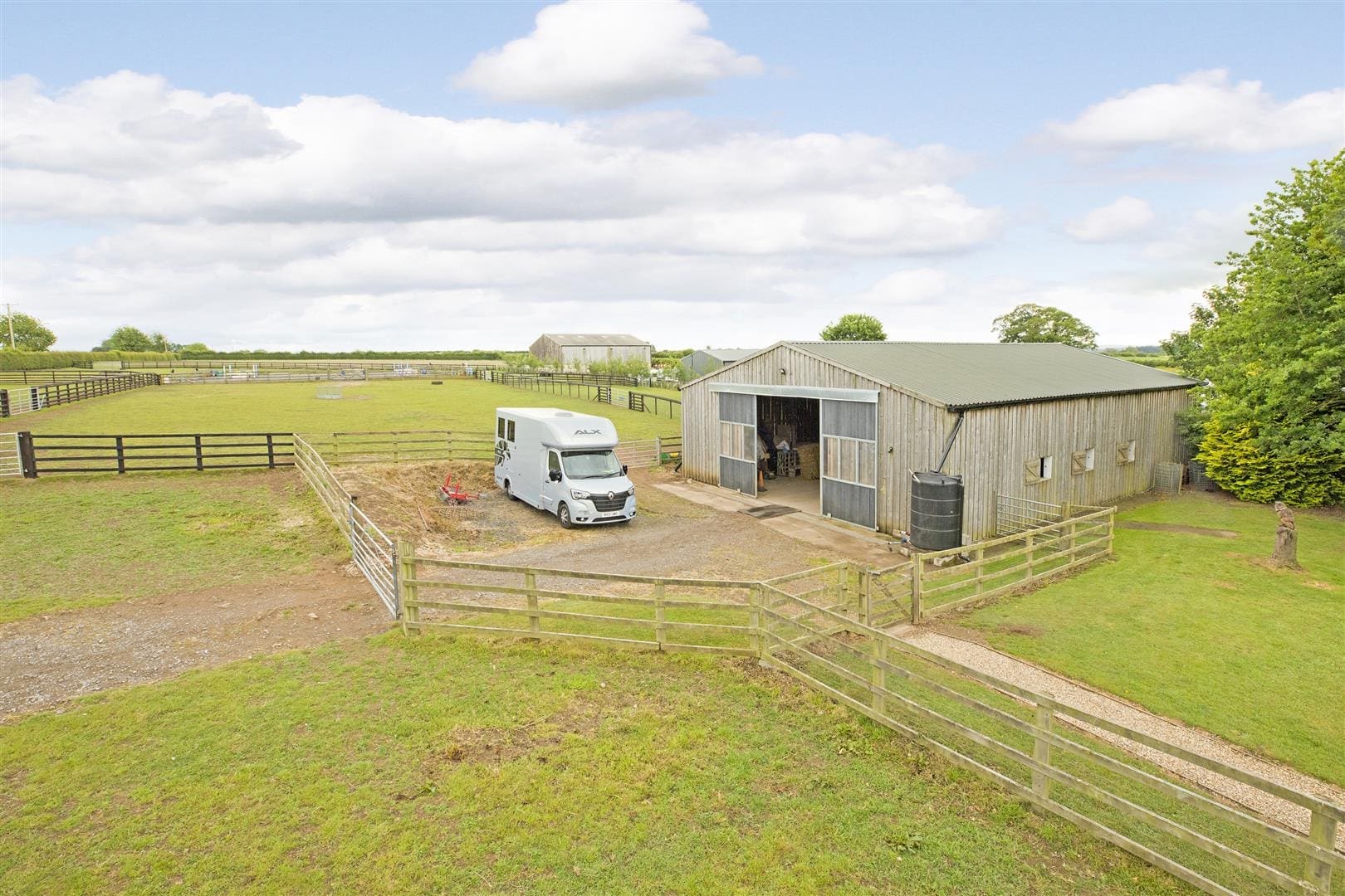 High Moor Lodge, Langthorpe, York | GSC Grays | Rural Land & Property ...
