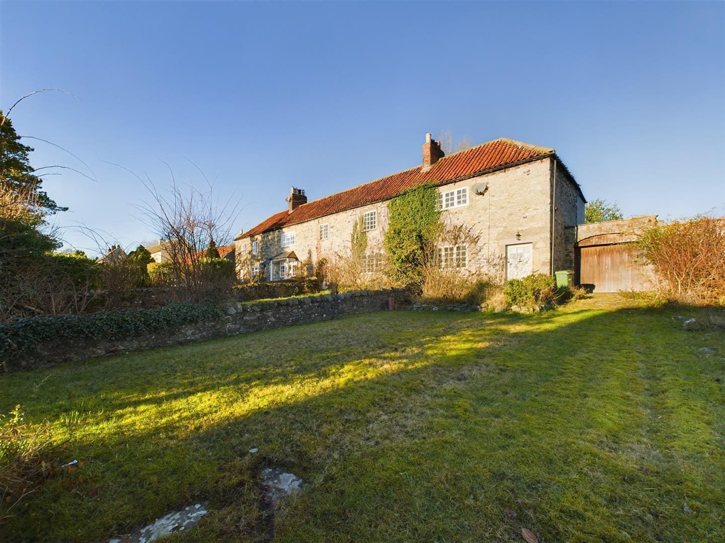 The Neuk & Archway Cottage, Middleton Tyas | GSC Grays | Rural Land ...