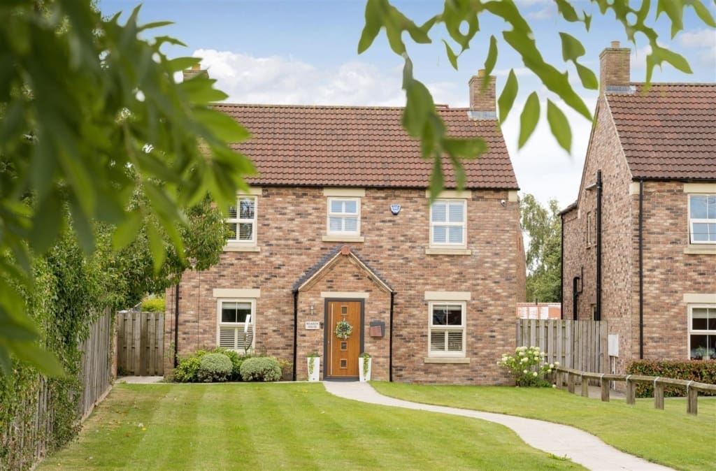 Meadow House, Back Lane, Langthorpe, Boroughbridge | GSC Grays | Rural ...